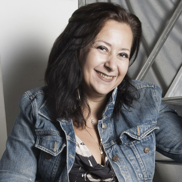 IZA, Isabelle Ardevol, woman contemporary artist, sculptress, art ...